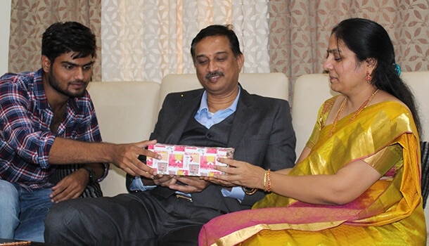 Best birthday surprise for dad - The man who loves you more than his life!