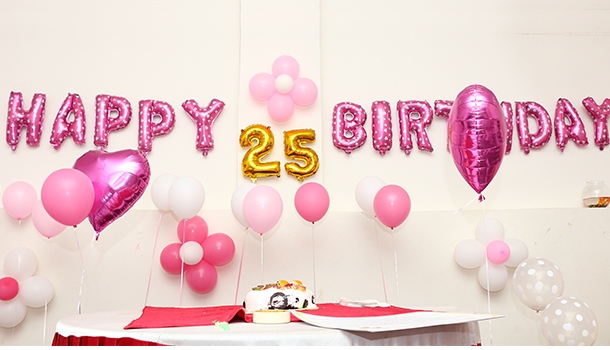 Lovely 25th Birthday presents for her to make her feel loved!